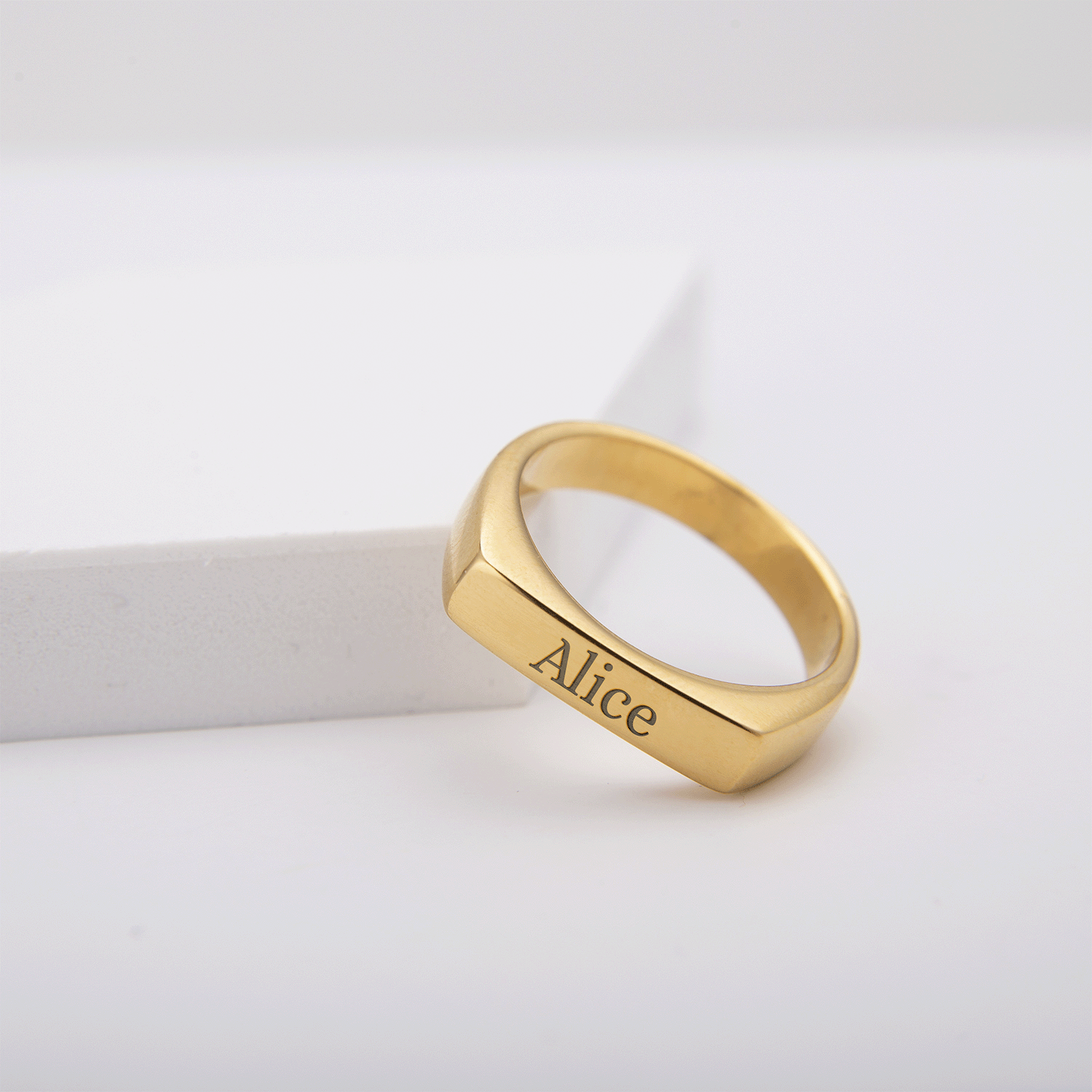 Hera Engravable Ring – Figu Jewelry